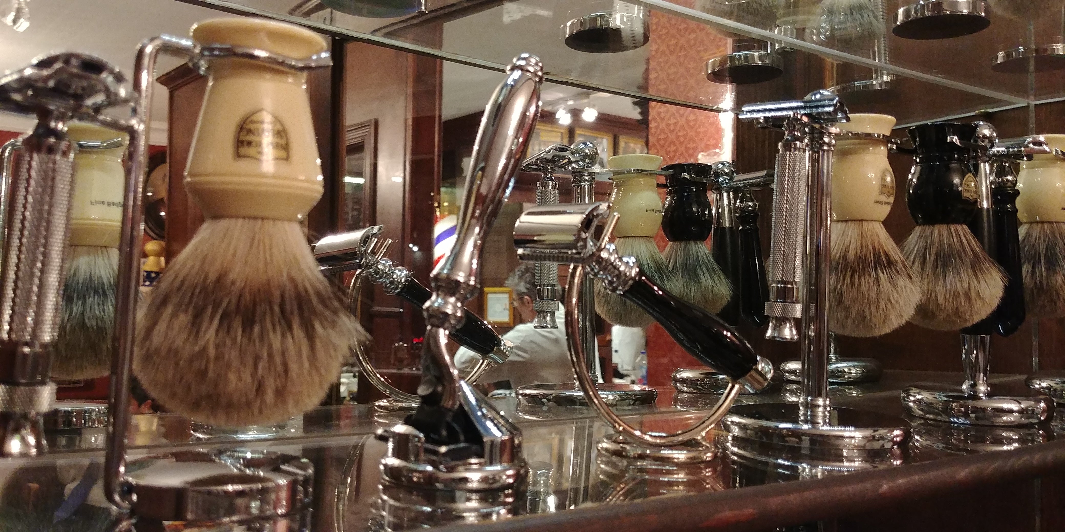 Stands – The New York Shaving Company